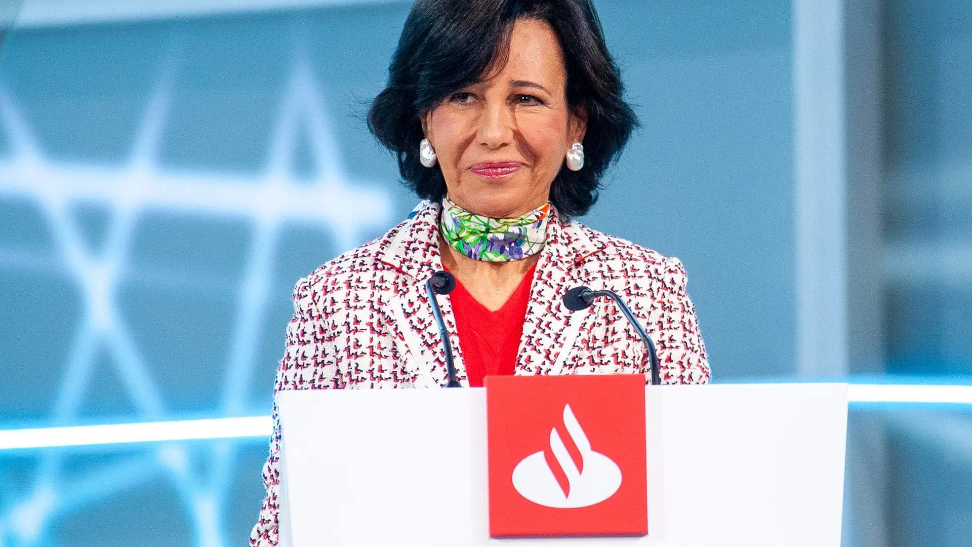 Ana Botín: La Mujer Detrás del Éxito Global de Banco Santander ...